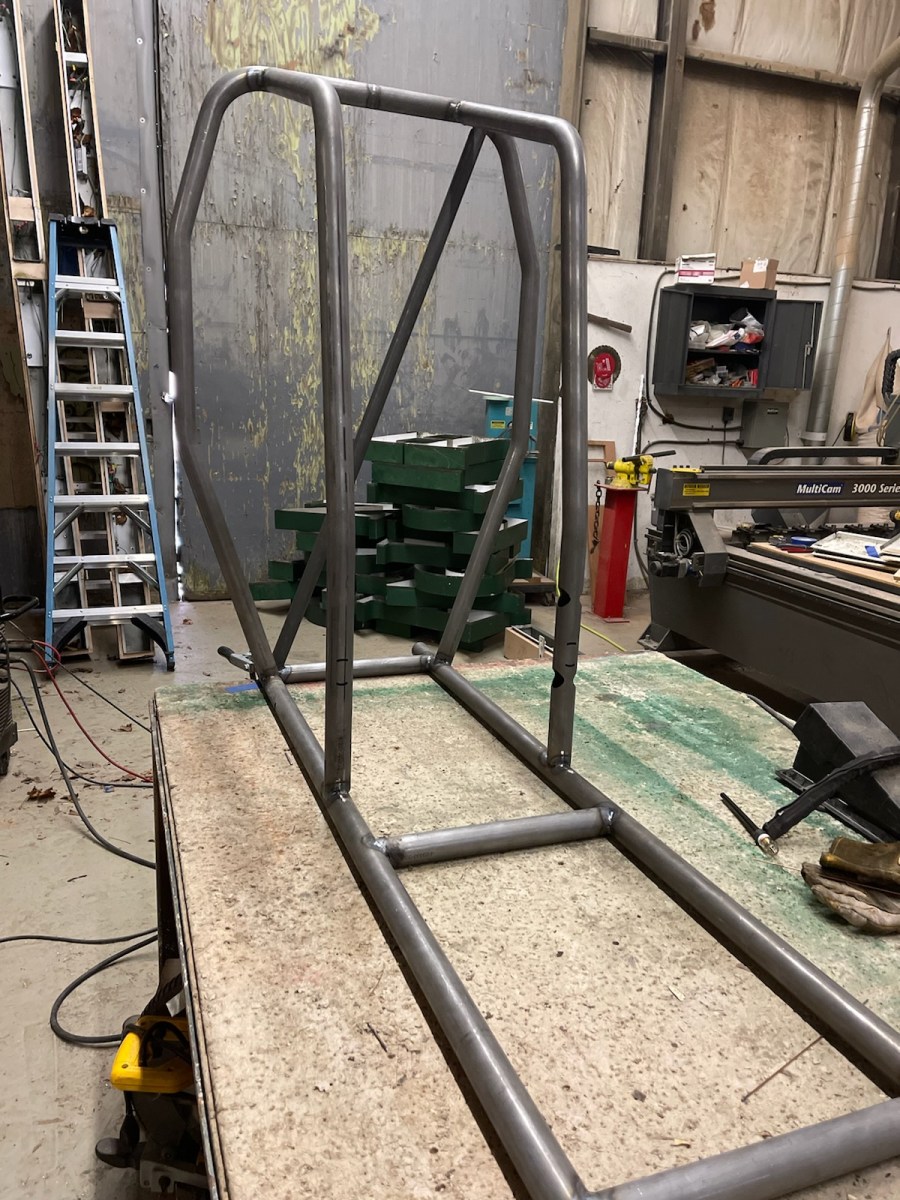 C1 standalone frame – Solar Hawks